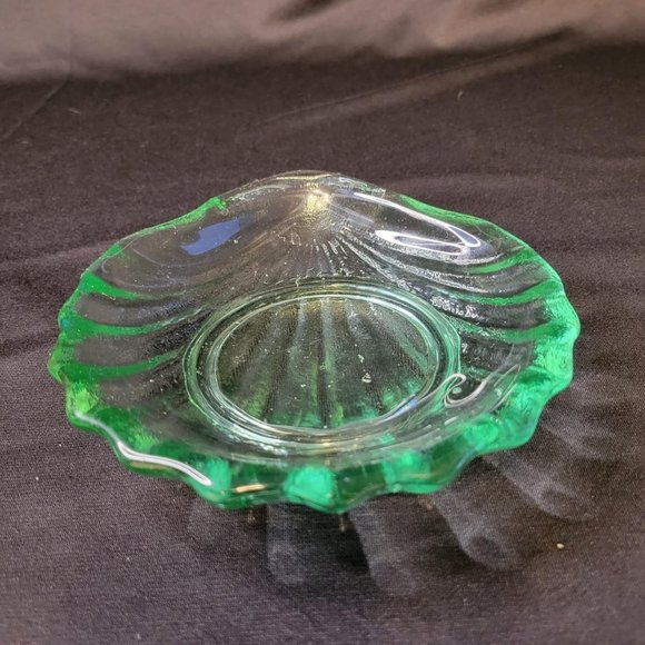 Hand Crafted | Accents | Recycled Glass Shell Trinket Dish Clamshell ...